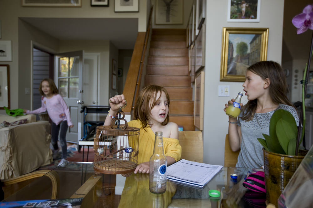 Geoffrey Biddle takes extraordinary family photographs | Harvard Magazine