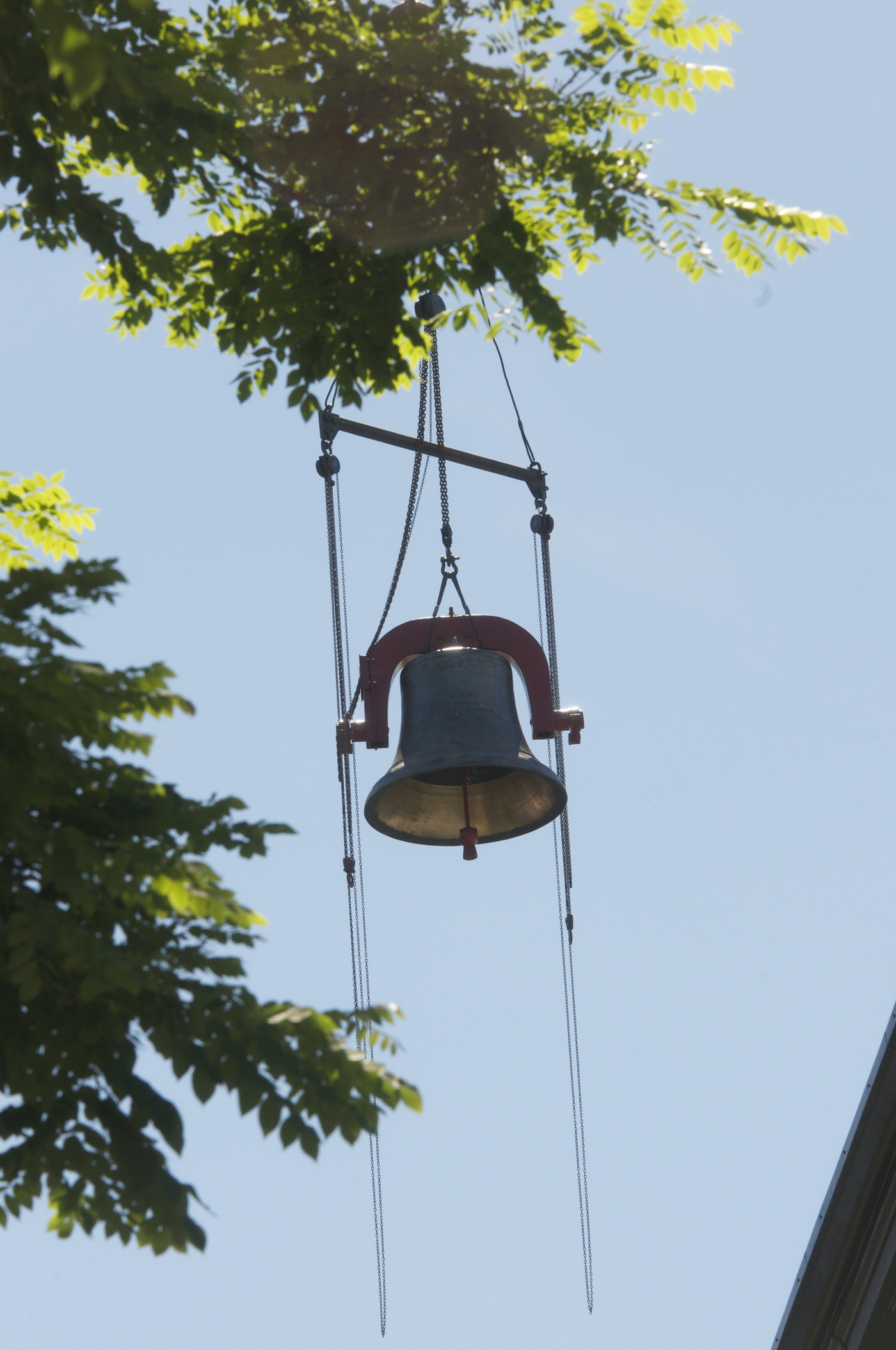 Harvard’s Memorial Church gets new bell | Harvard Magazine