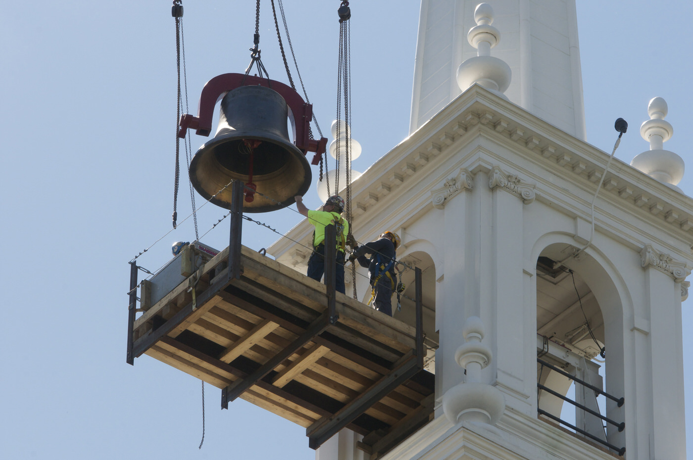 Harvard’s Memorial Church gets new bell | Harvard Magazine
