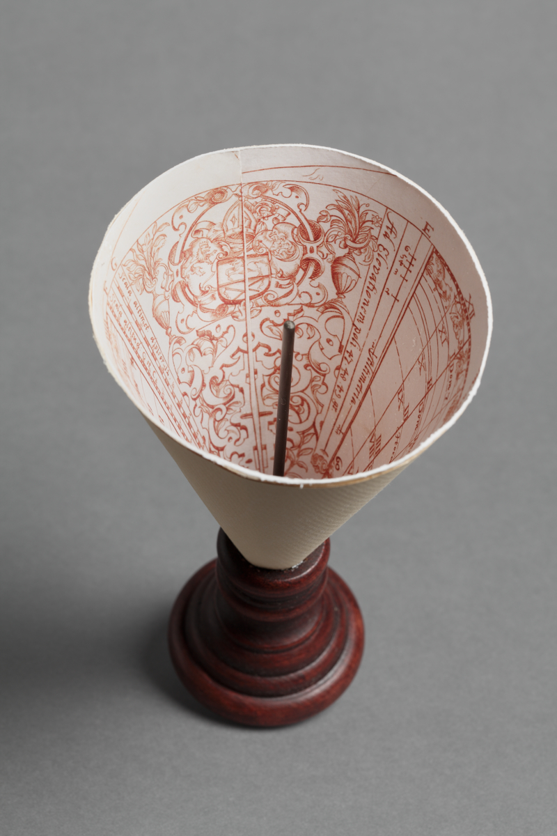 Photographs of early modern printed-paper sundials | Harvard Magazine
