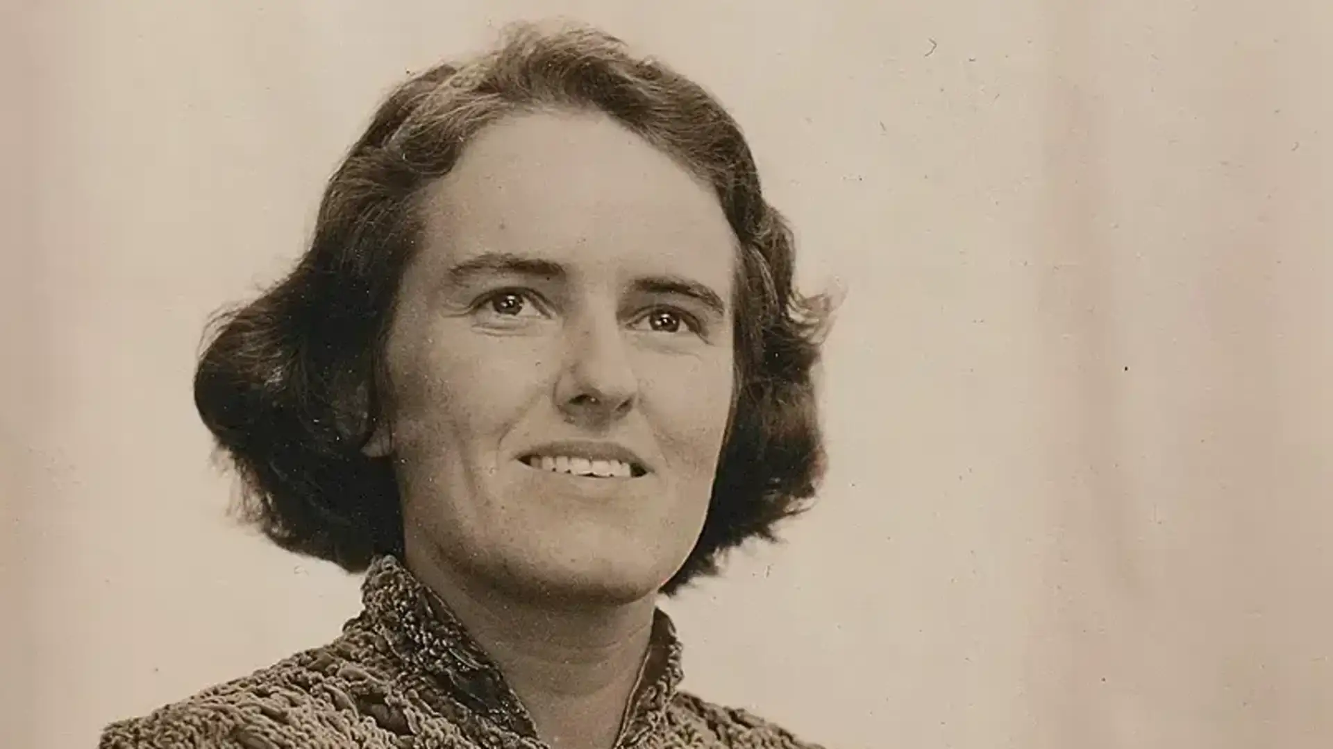 Harvard Pioneering Mammalogist Barbara Lawrence | Harvard Magazine