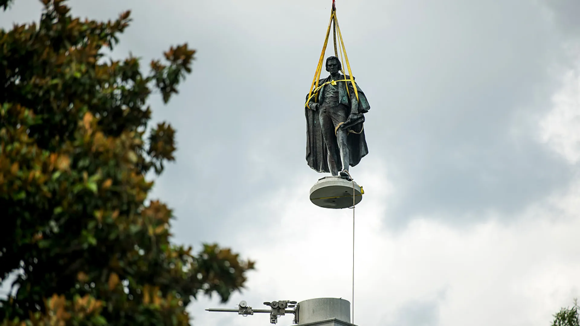 john c calhoun statue
