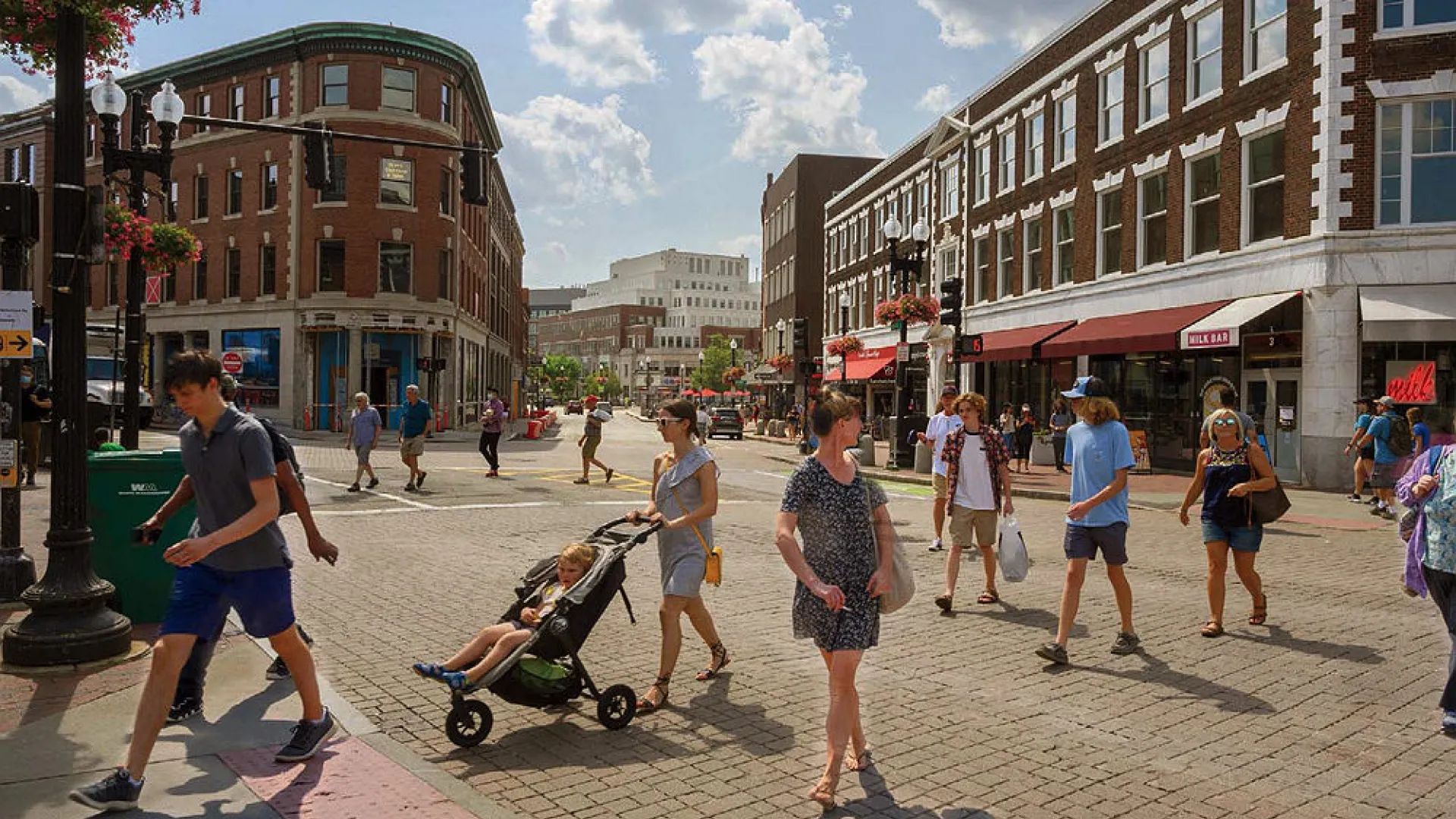 Harvard Square’s Best | Harvard Magazine