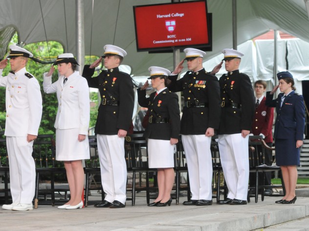 The 2014 Harvard ROTC commissioning ceremony | Harvard Magazine