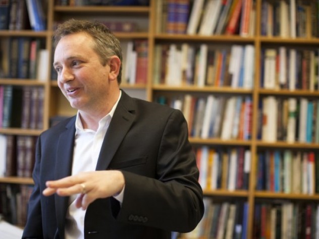 Faust sets Harvard e-mail search guidelines | Harvard Magazine