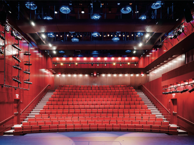 Andrew Farkas endows Harvard's New College Theatre | Harvard Magazine